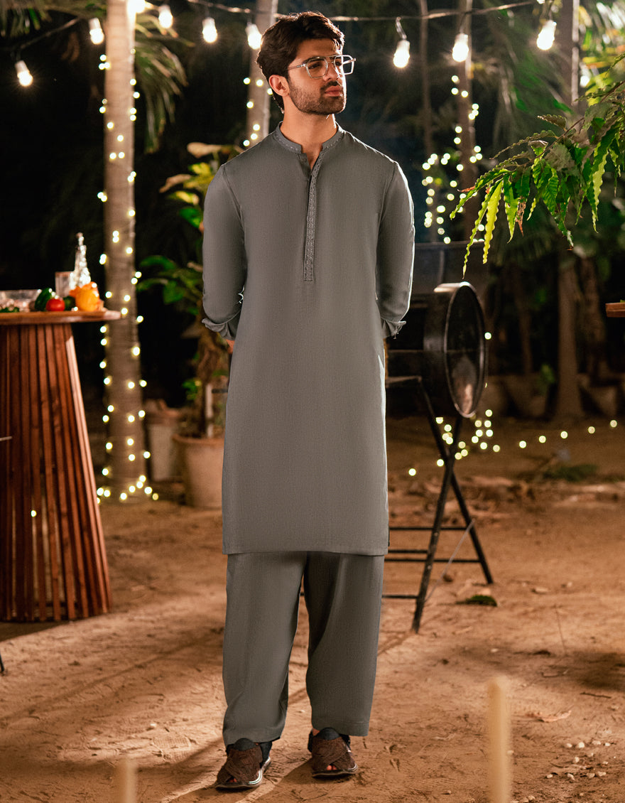 JJKS-A-50161/S25/JJ9862-SF – J. Junaid Jamshed UK